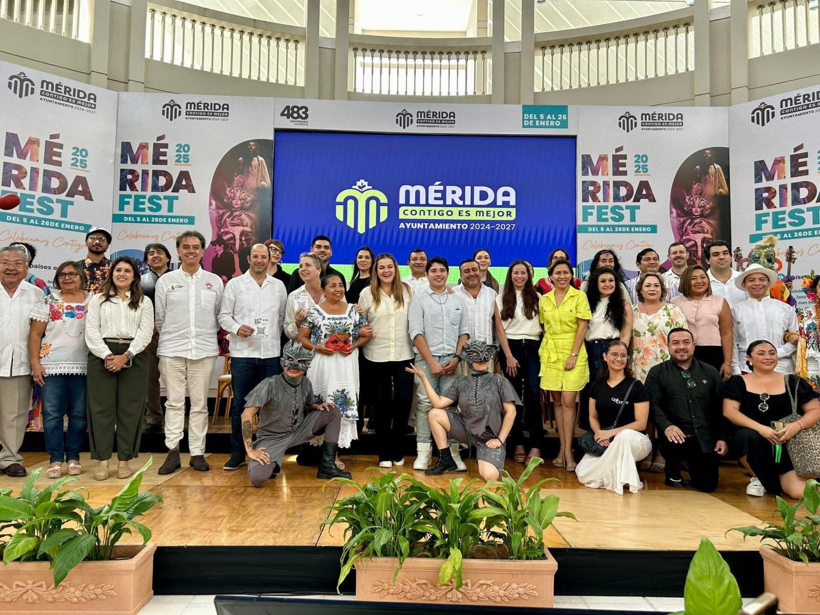 Presentan la cartelera del Mérida Fest 2025 en conmemoración del 483 ...